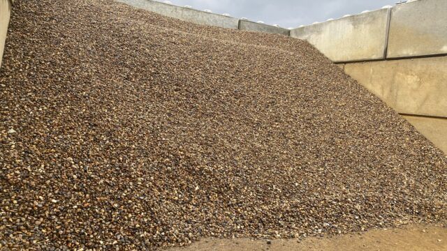 Buy 10mm Stone Aggregate £51/Tonne | Gt Yarmouth Aggregates