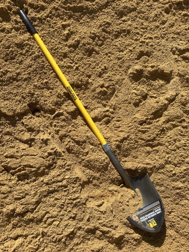Buy Heavy Duty Shovels Online | Great Yarmouth Aggregates